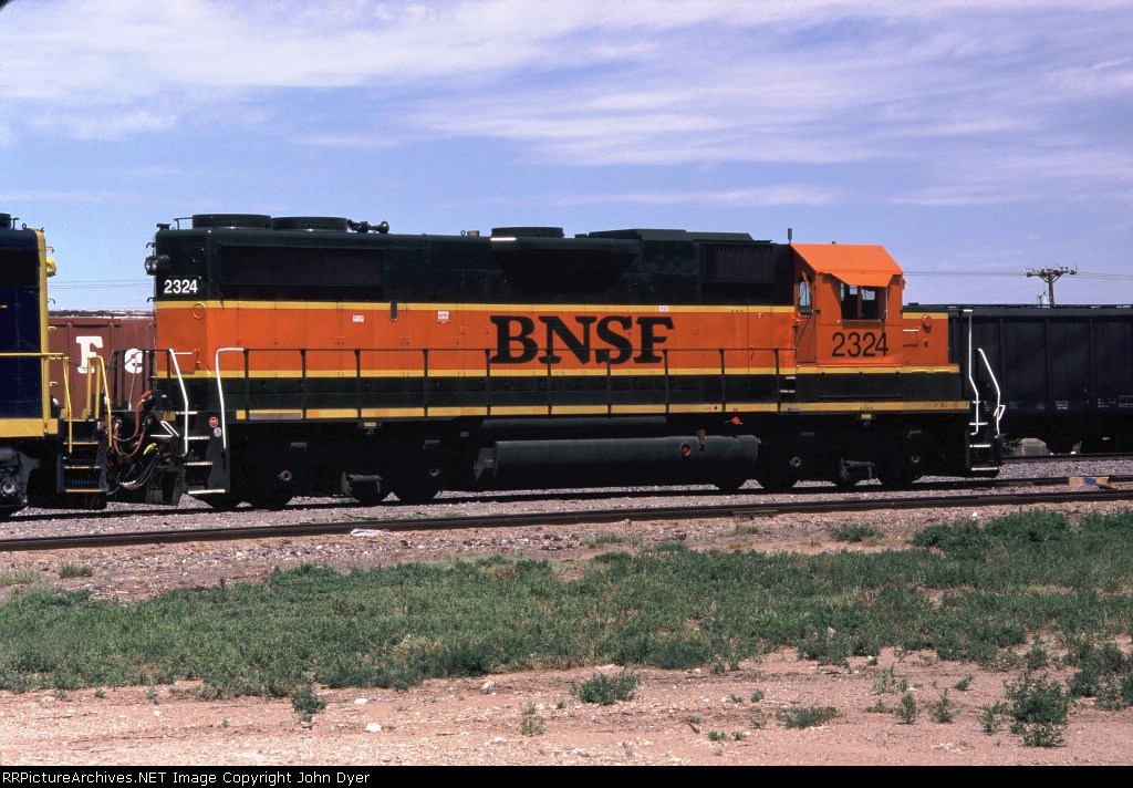 BNSF 2324